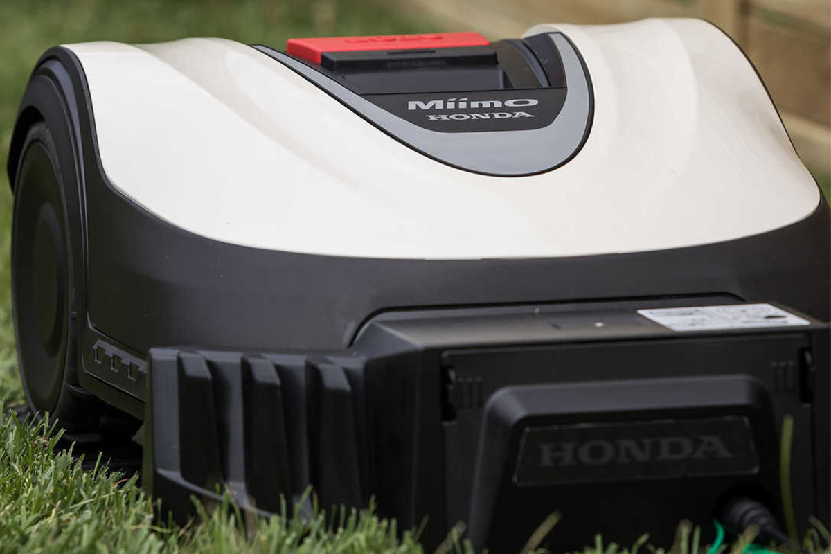 Miimo Robotic lawnmowers - Euromec